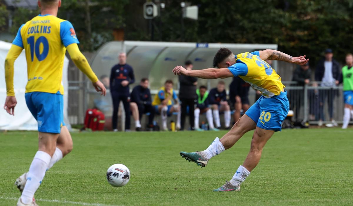 Hampton heap new misery on lightweight Gulls. - Torbay Today