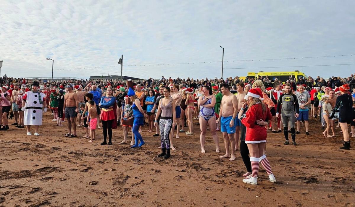 Even The Grinch manages a smile as Paignton Boxing Day dippers brave ...