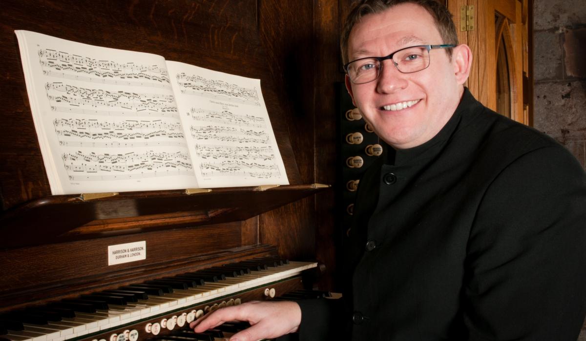 World-class organ player to perform in Torquay church - Torbay Today