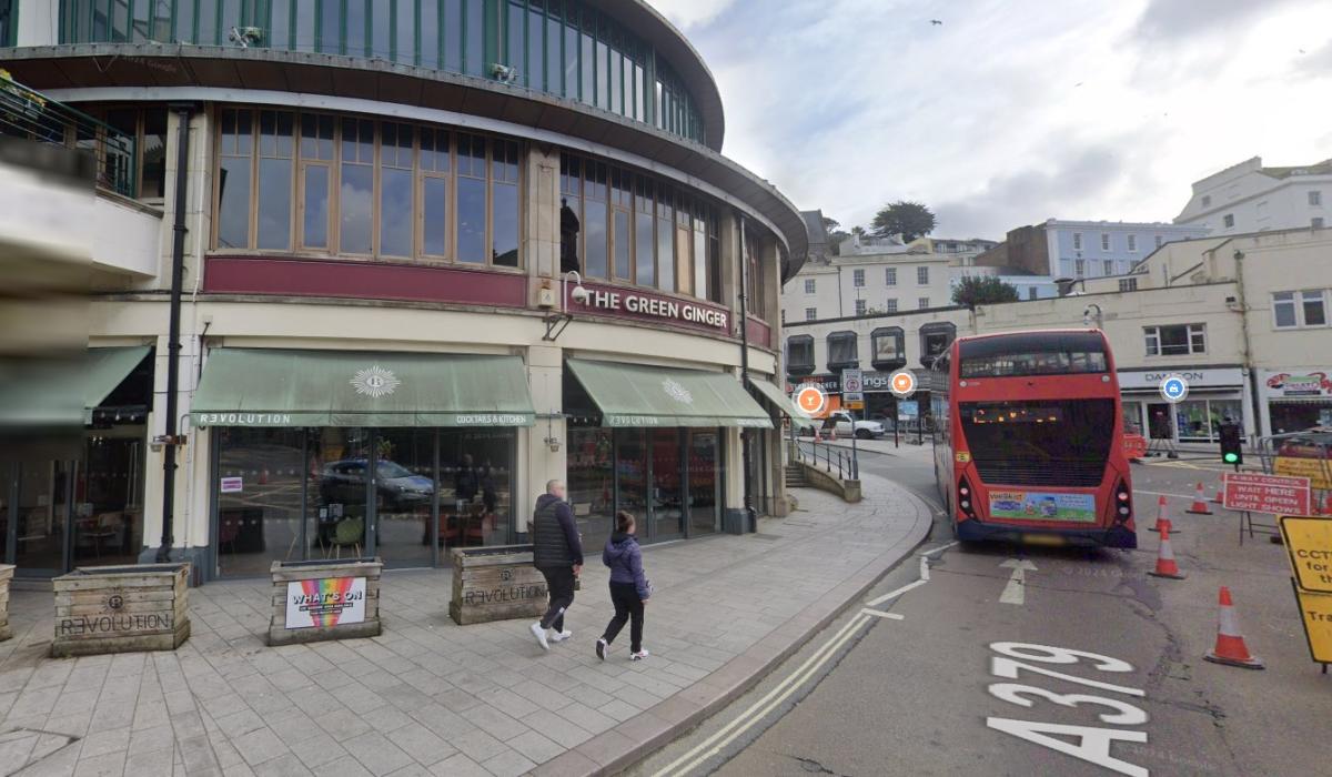 Torquay's Revolution Bar set to close this weekend - Torbay Today