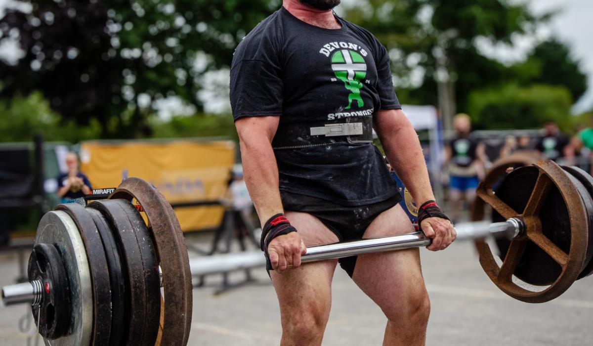 Paignton weightlifter wins Devon's Strongest Man and Armed Forces ...
