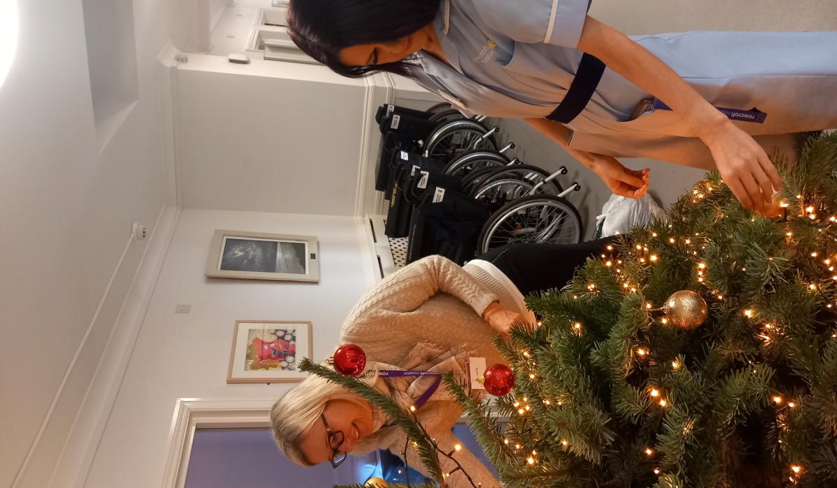 Bay businesses help bring Christmas magic to Rowcroft - Torbay Today