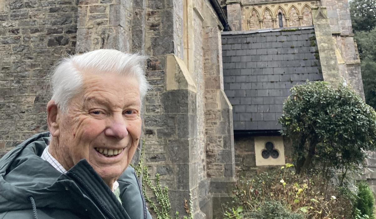 94-year-old Devon bell ringer honoured for 70 years of ringing - Torbay ...