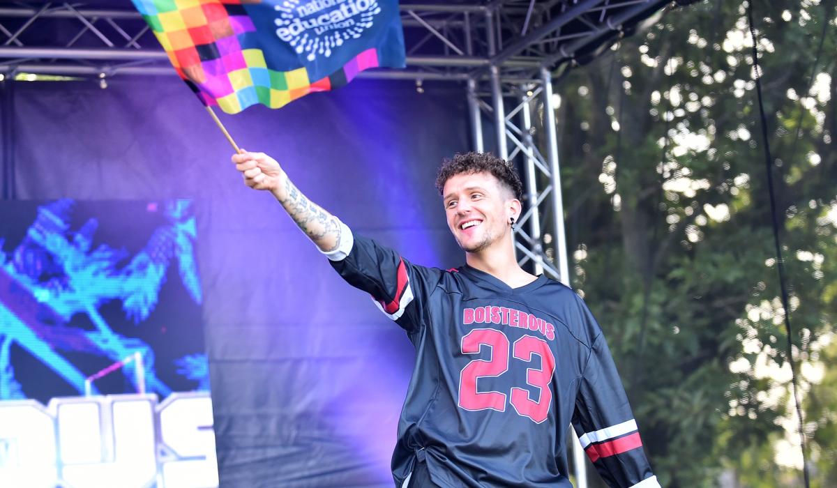 Surprise proposal marks return of Torbay Pride - Photo 1 of 12 - Torbay ...