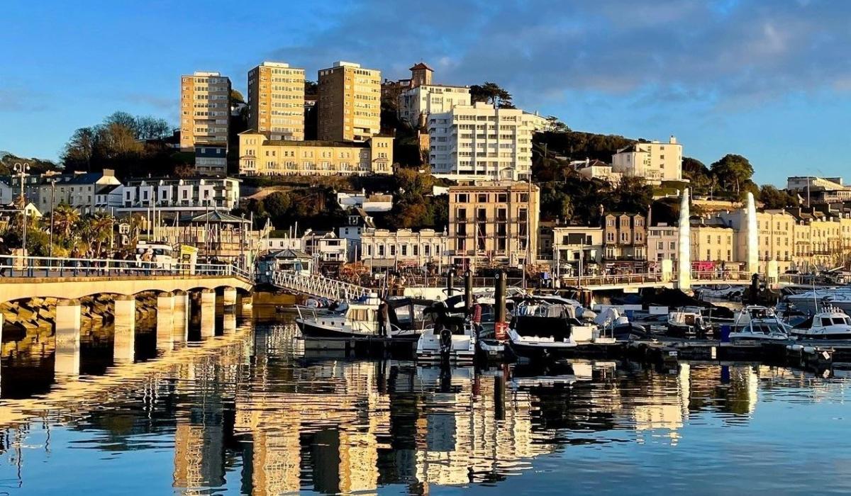 Picture special: Winter sunshine on Torquay seafront - Torbay Today