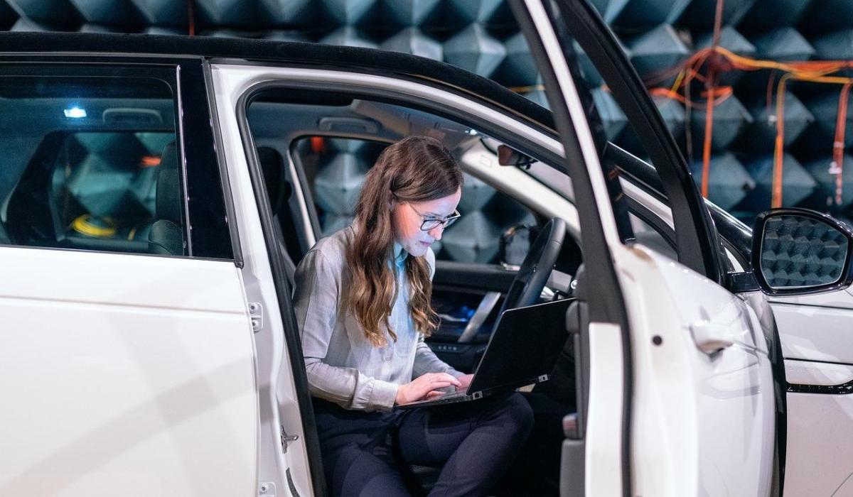 Motoring with Peter Vosper: Retail motor industry is finding it ...