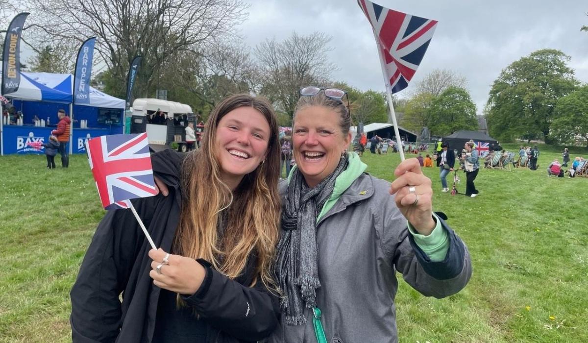 PICTURES: Torbay celebrates coronation with fireworks fit for a king ...