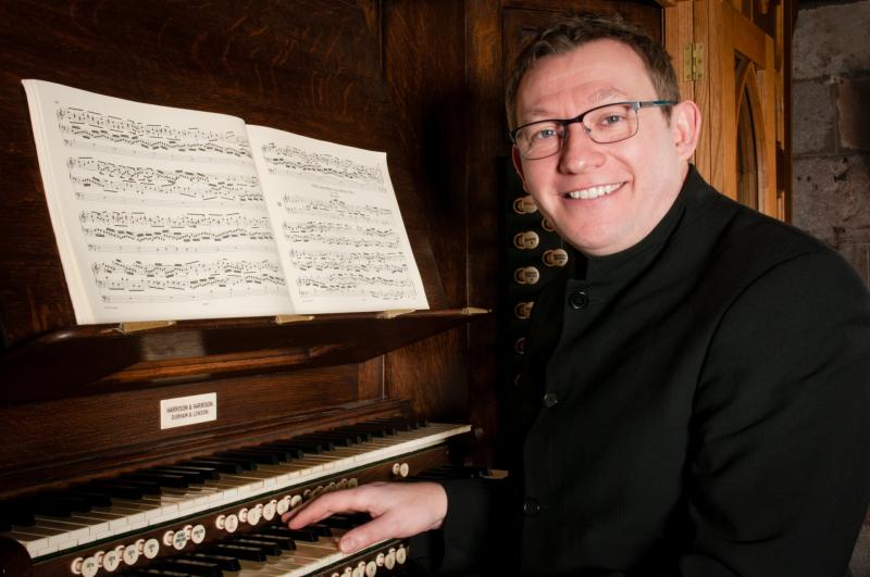 World-class organ player to perform in Torquay church - Torbay Today