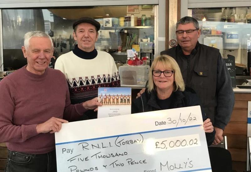 Molly's cafe bar auction success for Torbay lifeboats - Torbay Today