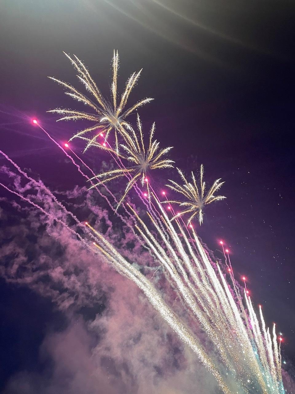 PICTURES: Torbay celebrates coronation with fireworks fit for a king ...
