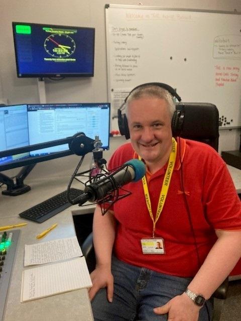 Torbay Hospital Radio's Richard in The Chain gang - Torbay Today